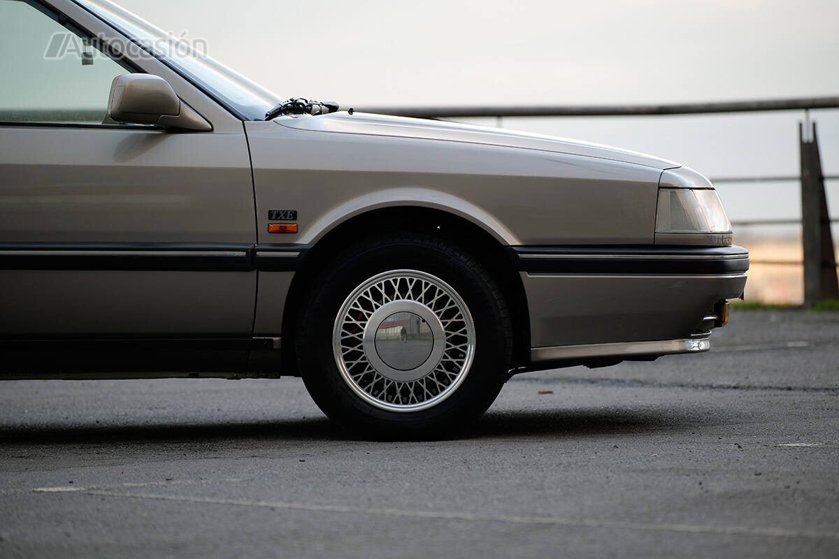 Coches míticos: Renault 21 TXE, el Coche Fantástico para familias ...
