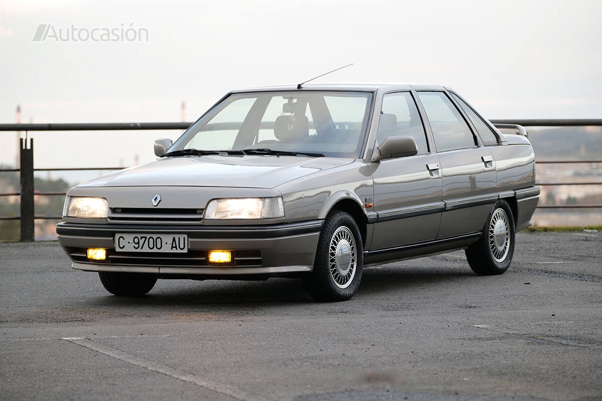 Coches míticos: Renault 21 TXE, el Coche Fantástico para familias ...