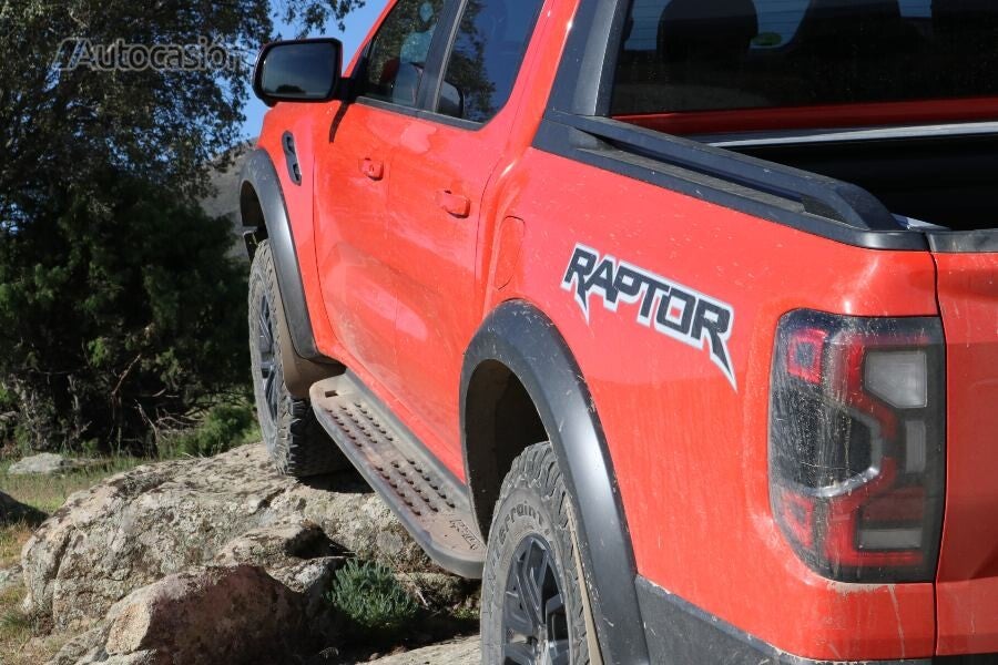 VÍDEO | Prueba 4x4 del nuevo Ford Ranger Raptor: ¡insuperable! | Autocasión