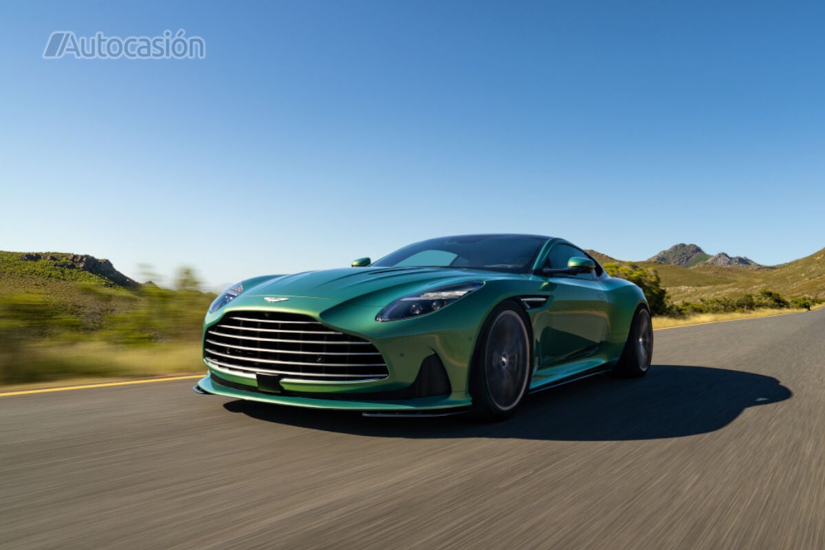 Nuevo Aston Martin DB12: 680 CV para el primer “superturismo” del mundo | Autocasión