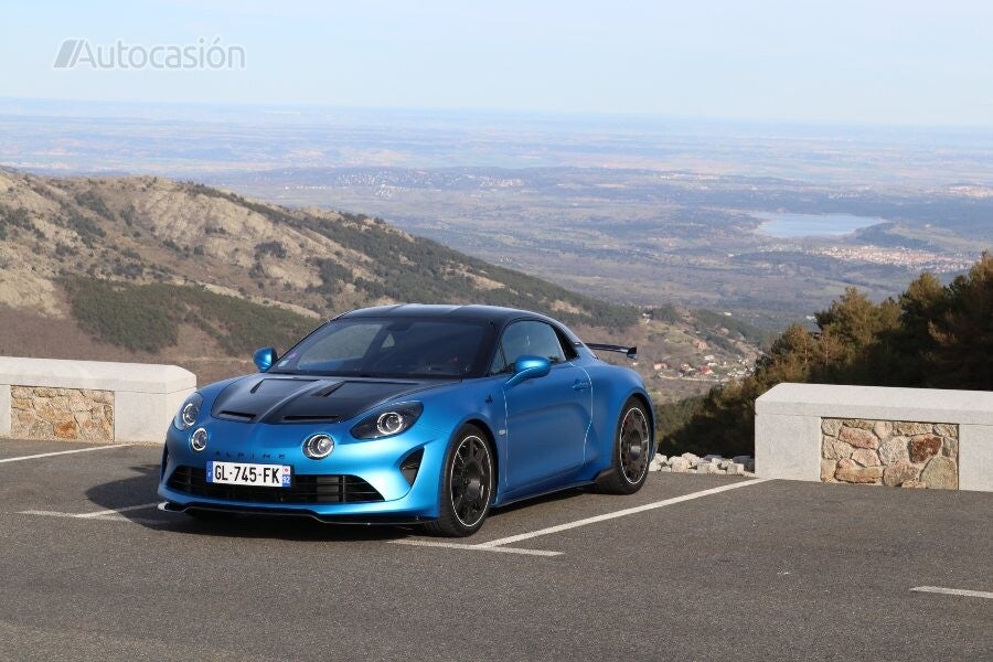 VÍDEO | Prueba del Alpine A110 R: el rey de reyes | Autocasión