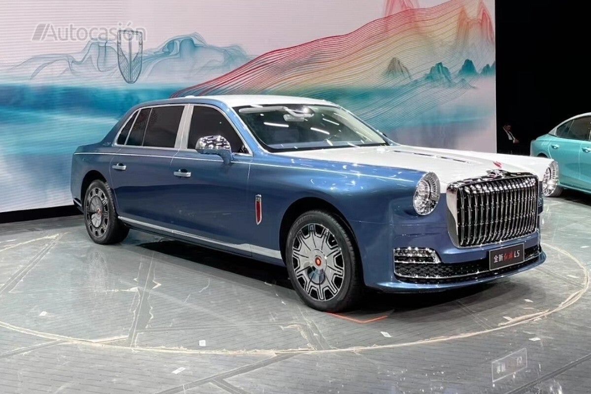 ¿Conoces el Hongqi L5? El coche chino de lujo | Autocasión