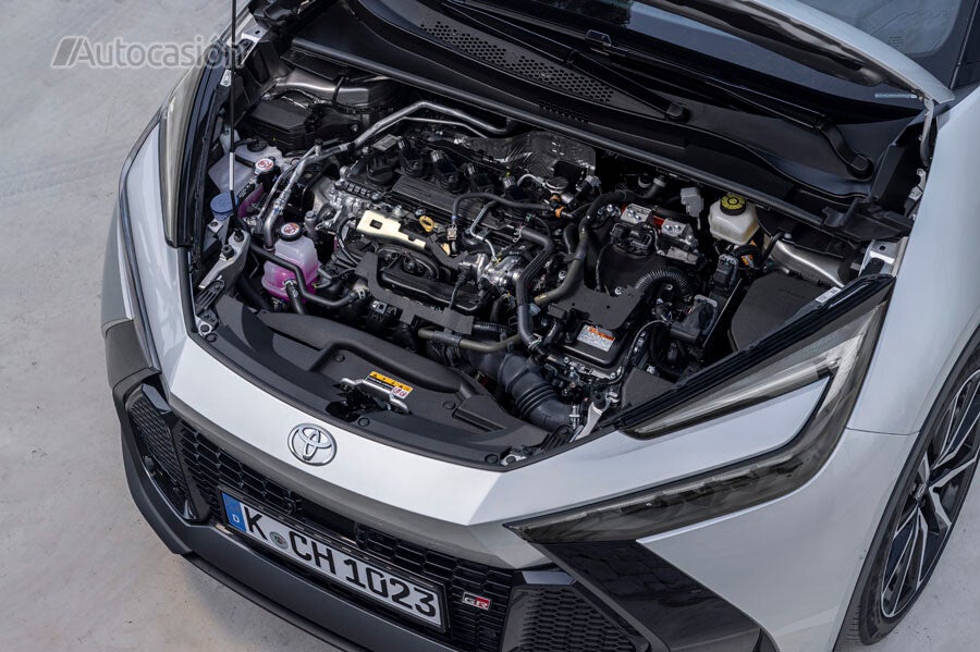 VÍDEO| Toyota C-HR 2024: el híbrido enchufable a prueba | Autocasión