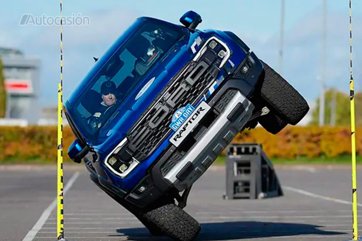 El Ford Ranger Raptor ya ha entrado en el Libro Guinness de los récords ...