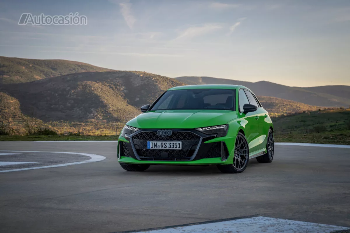 Nuevo Audi RS 3: el compacto deportivo que lo tiene todo (menos 21 CV)