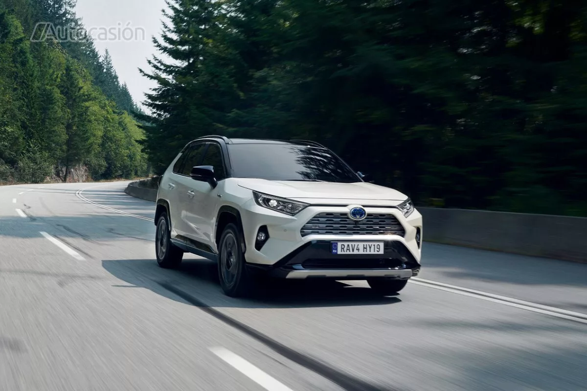 Toyota RAV4 supera a Ford F-150 en Estados Unidos