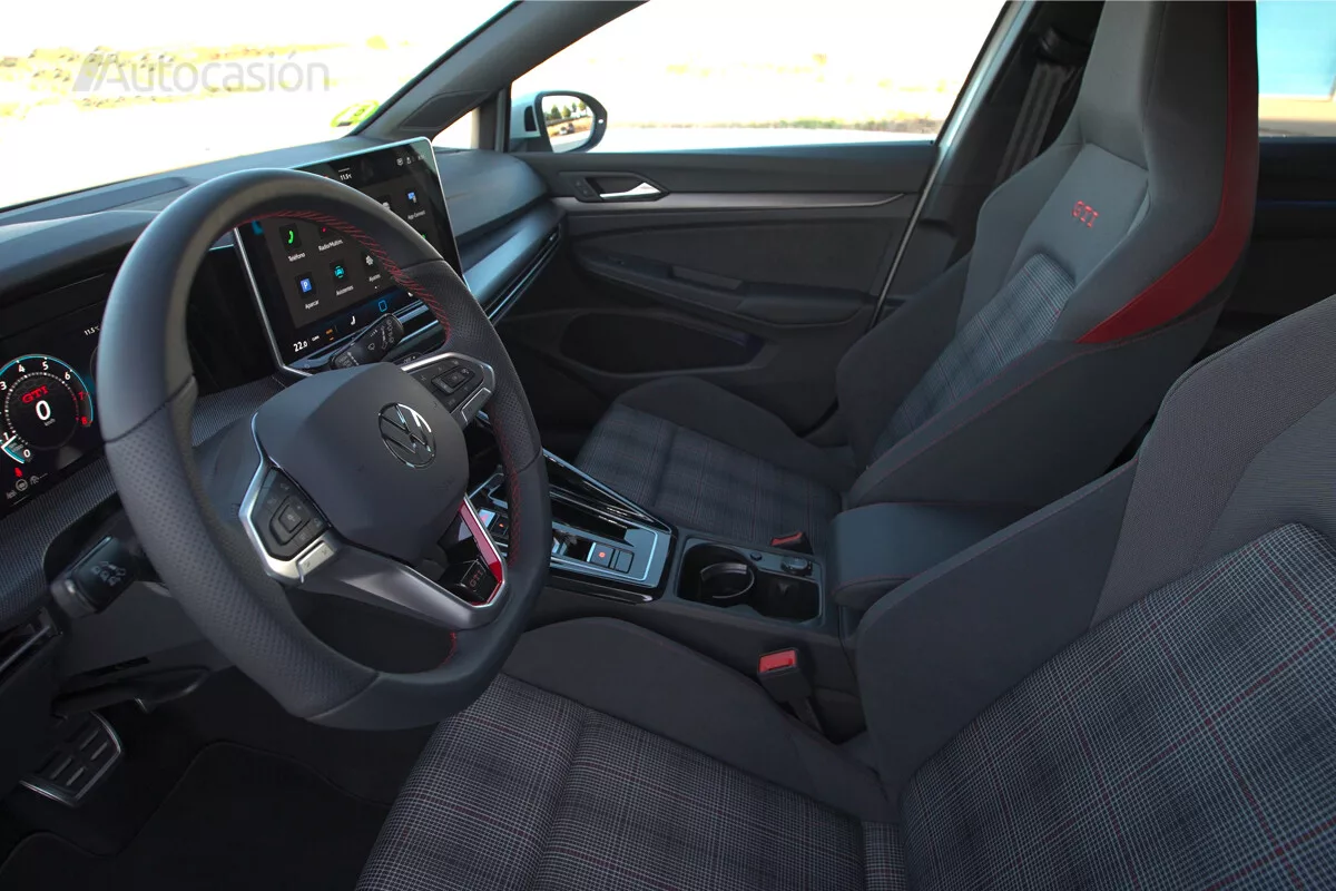 VÍDEO| Volkswagen Golf GTI: ¿qué cambia con el restyling? | Autocasión