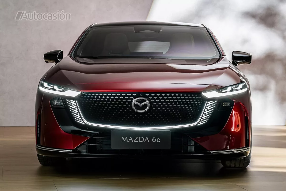 Nuevo logotipo de Mazda en 2025