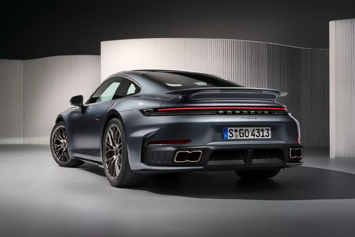 Nuevo Porsche 911 Turbo S: tecnología híbrida para el 911 más potente ...