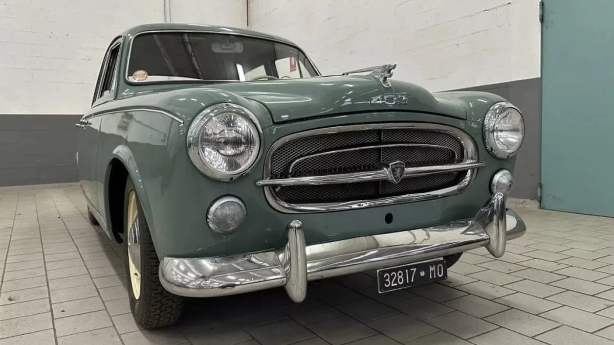 Enzo Ferrari Peugeot 403